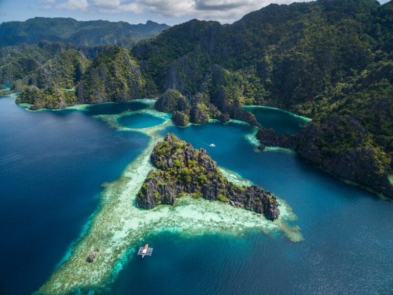 Exploring The Amazing Twin Lagoons In Palawan Via Tiki Tours